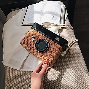 TENDYCOCO Crossbody Bag Camera Shaped Straw Woven Bag Mini Shoulder Bag for Women (Brown)