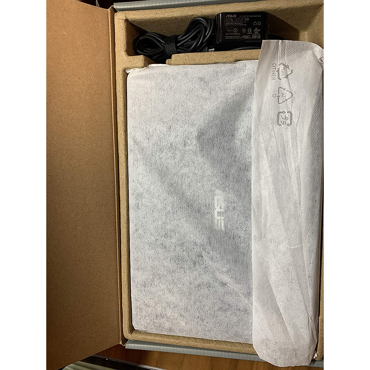 Asus Transformer Book Flip Tp200sa-uhbf Signature Edition 2 in 1 Pc