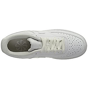 Nike Women's Basketball Shoe, White, 10