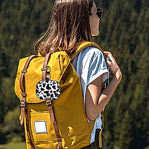 Nigaee Genuine Leather Case for AirPods Pro 2,Shockproof Protective Cover Compatible with Apple Airpods Pro 2nd Generation Charging Case (2022),Soft Headphone Cases for Women Men with Keychain（03）