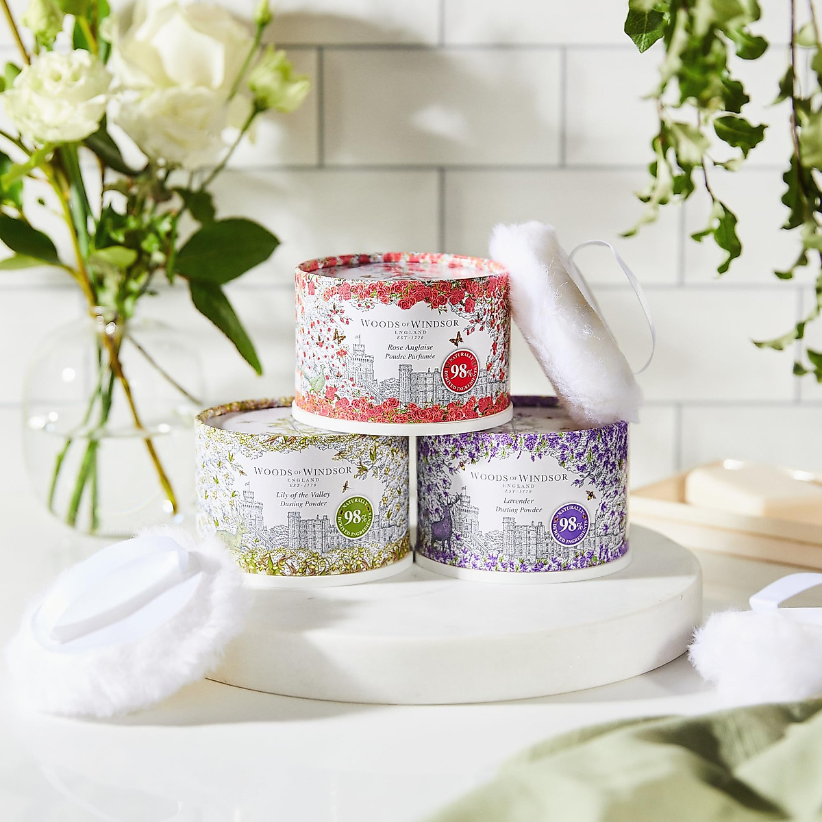 Woods of Windsor Rose Talcum Powder, Floral Dusting Powder with Body Puff, Scented Powder for Women to Help with Odor Control and Chafing, True Rose Scent 100g