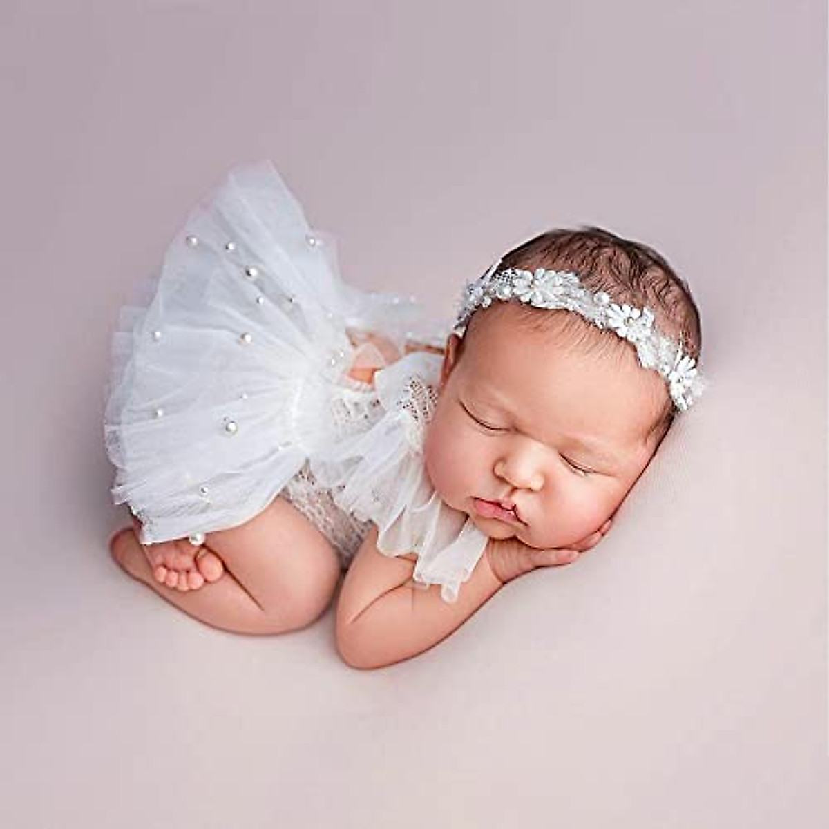 M&G House White Lace Newborn Photography Outfits Girl Newborn Photography Props Pearl Lace Rompers Newborn Girl Lace Romper Photoshoot Outfits Halloween (Short Sleeve, White, 0-2Months)