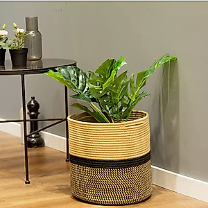 Medium woven Storage Basket Decorative Rope Basket Wooden Bead Decoration for Blankets,Toys,Clothes,Shoes,Plant Organizer Bin with Handles Living Room Home Decor, Jute.