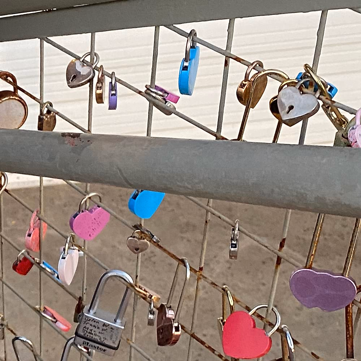 Honbay 2PCS Mini Love Heart Shaped Lock Padlock with Key for Jewelry Box, Purse, Handbag, Backpacks, Cabinet, Treasure Chest, Suitcases, Lockers, Letter Box, Diary, etc