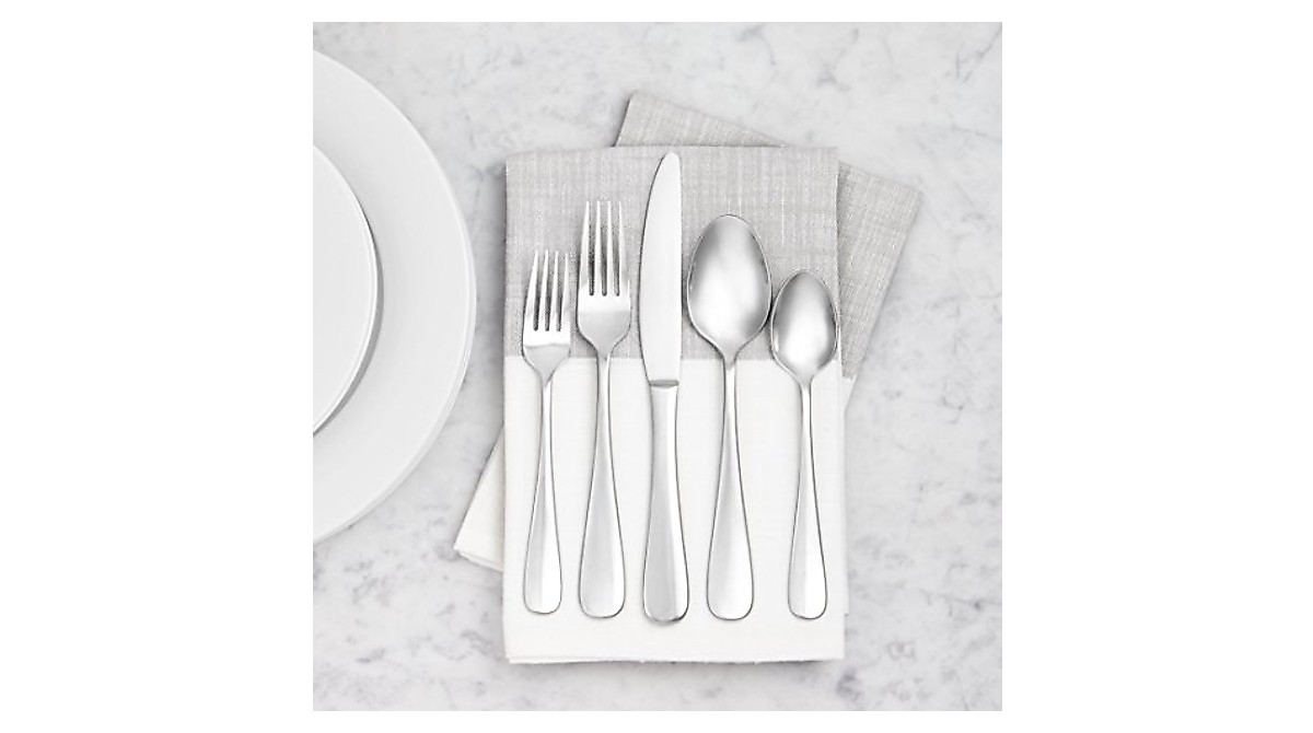 Amazon Basics Stainless Steel Flatware Set for 4 | Complete Dining ...