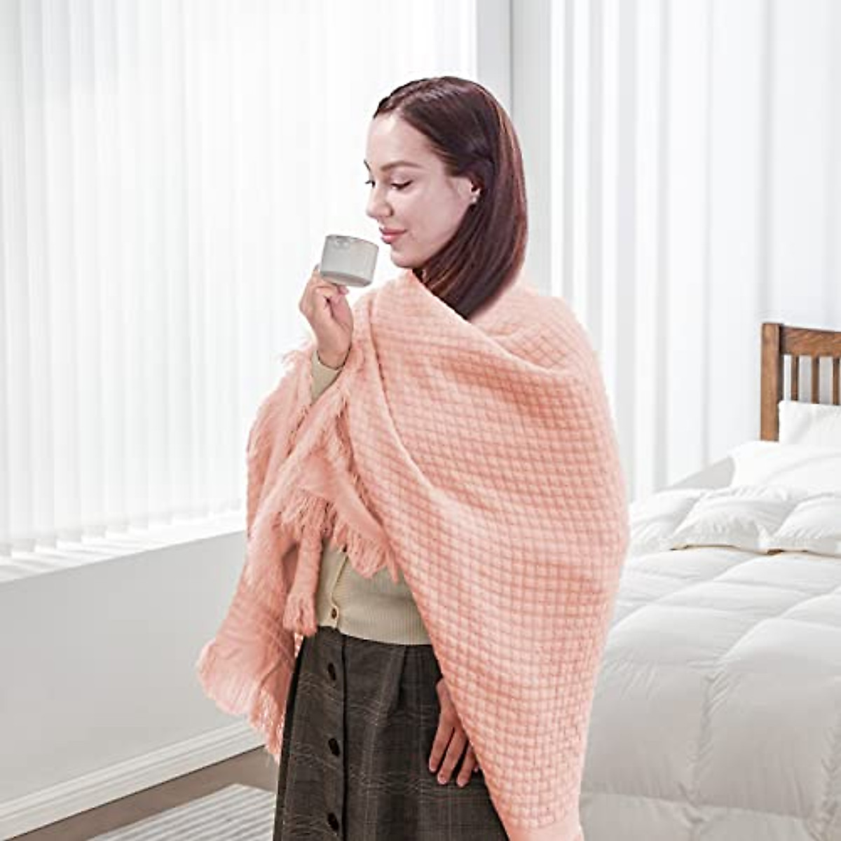 CozeCube Boho Throw Blanket for Couch, Mauve Throw Blanket, Basket Weave Waffle Throw Blanket, Farmhouse Lightweight Throw Blanket with Fringe, Blush Pink, 50'' x 60''