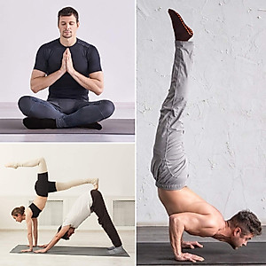 GRPSKCOS Non Slip Socks for Men House Socks with Grips 3 Pairs Anti-Skid Yoga Pilates Tile Wood Floors Hospital Slipper Socks (02 Black+black+black, 7-10)