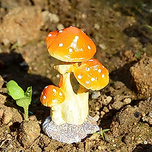 6 Pcs Mini Mushroom Miniature Figurines Resin Figurines Fairy Garden Miniature Moss Landscape DIY Terrarium Crafts Ornament Accessories for Home Décor