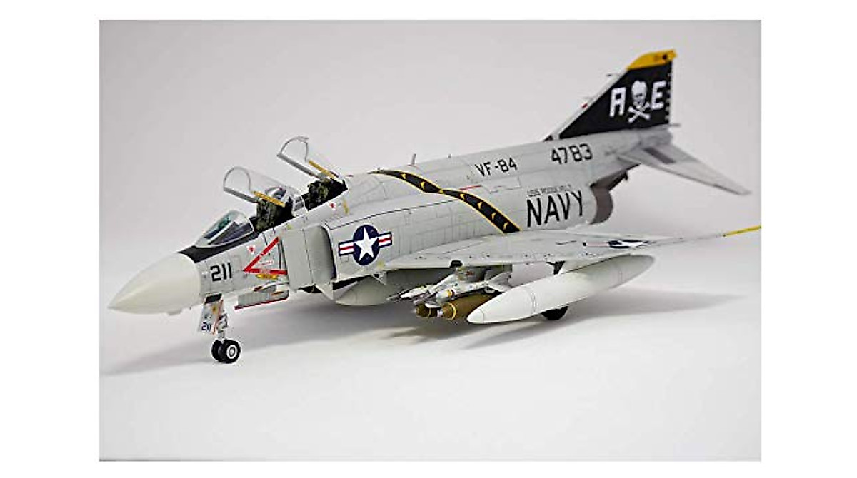1/48 USN F-4J Phantom II Jolly Rogers Model Kit - Authentic Details
