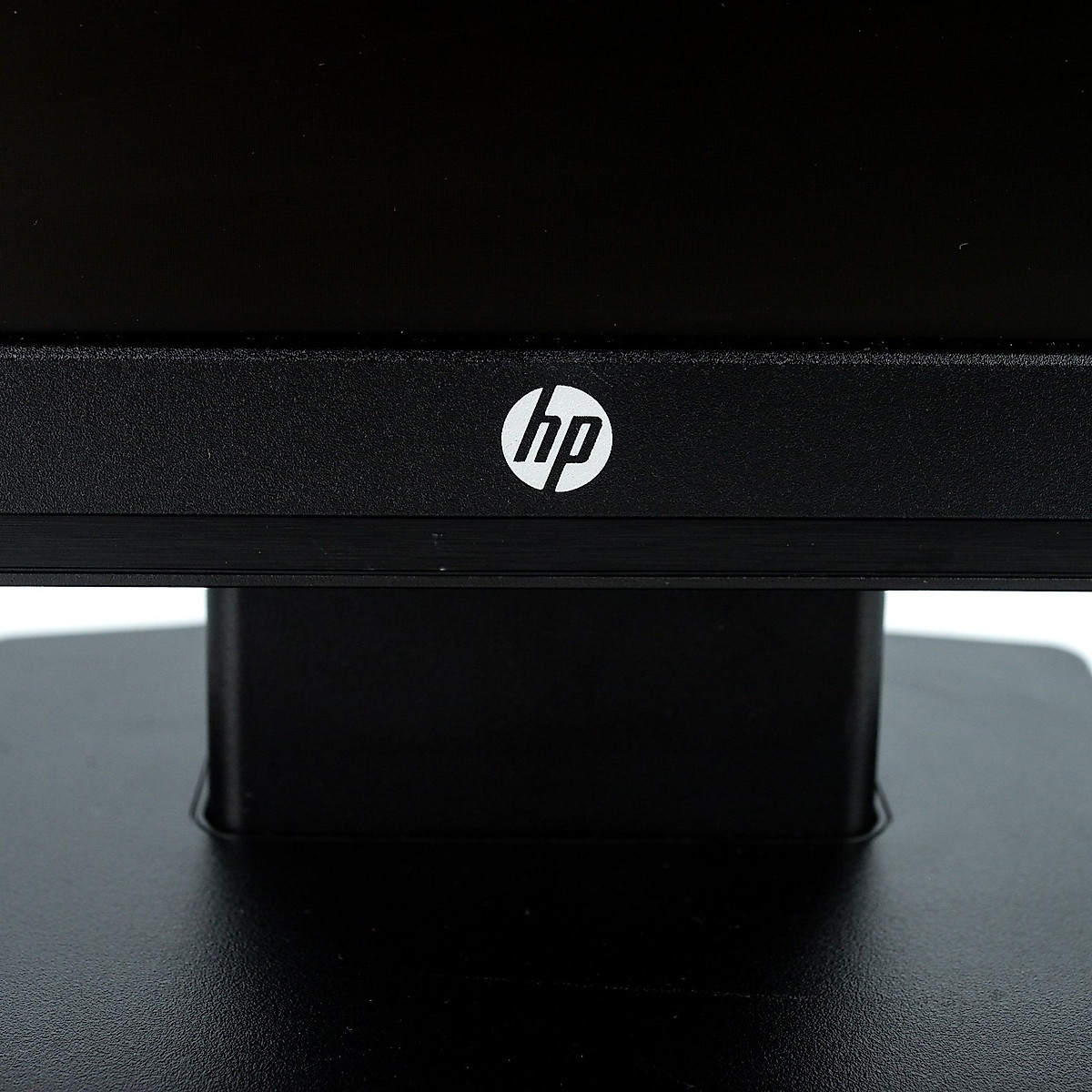 Hp - 20" Widescreen Flat-panel Lcd-led Monitor Model: W2071D