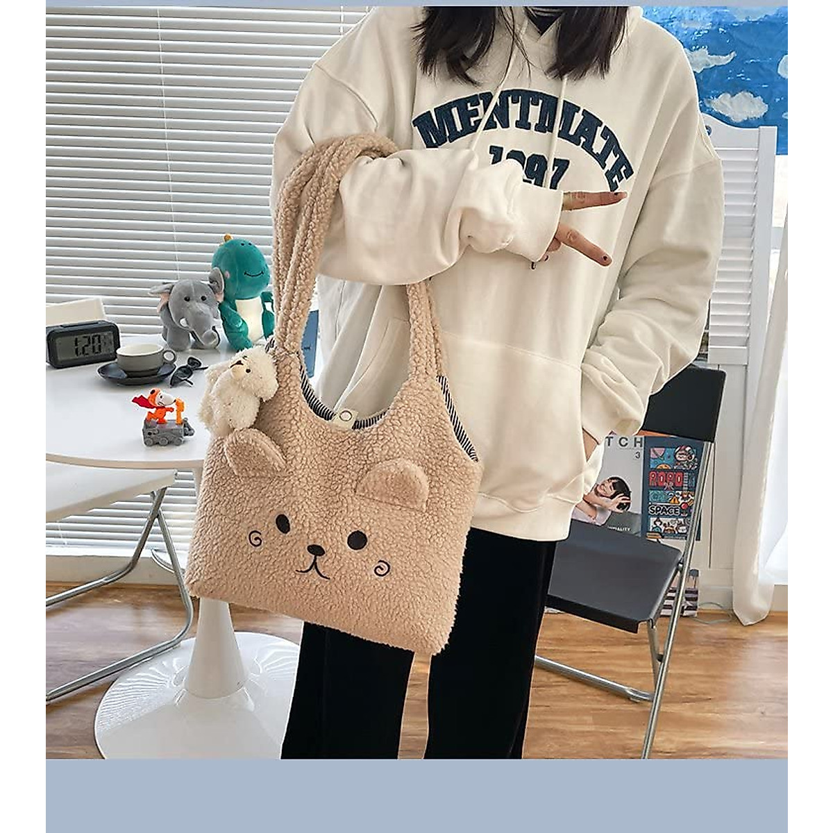 Fluffy Underarm Bag Y2K Fuzzy Plush Tote Bag Cute Cartoon Bear Aesthetic Shoulder Bag Accessories for Autumn Winter (Kakhi)