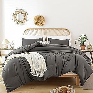 ROSGONIA Charcoal Grey Comforter Set Queen, 3pcs (1 Boho Dark Grey Comforter & 2 Pillowcases), Soft Lightweight Cozy Gray Queen Comforter Set, Easy to Wash and Clean Charcoal Gray Bedding Sets Queen