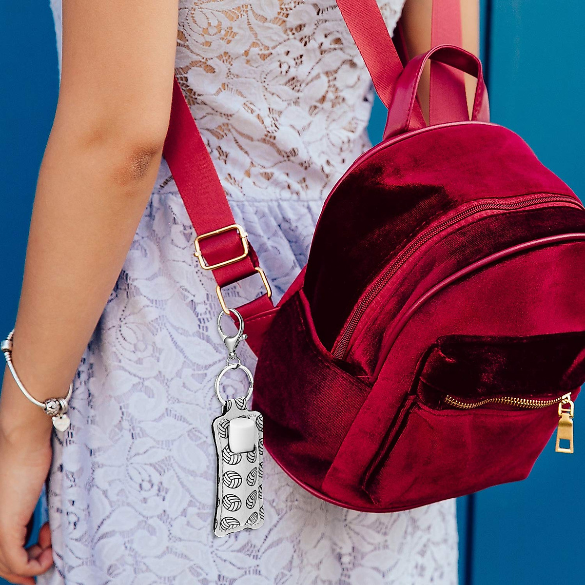 16 Pieces Volleyball Lipstick Holder Keychains Volleyball Lipstick Balm Holder Keychain Clip-on Lipstick Sleeve Pouch with 16 Pieces Metal Clip Cords for Lipstick Tracker