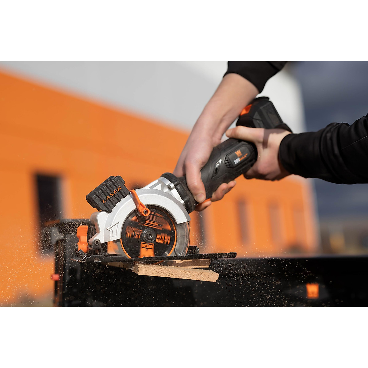WEN 20V Max 4-1/2-Inch Cordless Mini Circular Saw with 2.0Ah Battery and Charger (20604)