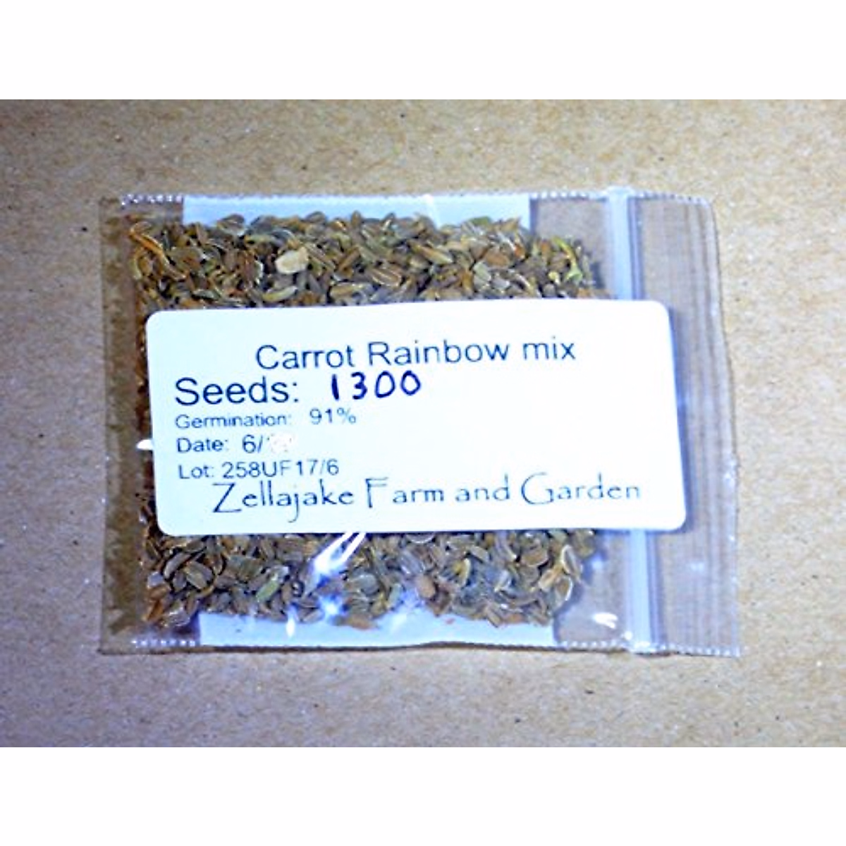 Rainbow Blend Carrot Heirloom Seeds - B258 (150 Seeds, 1/4 Gram)