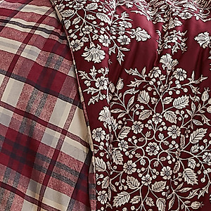 Southshore Fine Living, Inc. King Size Christmas Bedding Sets - King Duvet Cover and Shams, Reversible King/California King Duvet Cover, White Holiday Bedding Set - Wreath & Reindeer Print