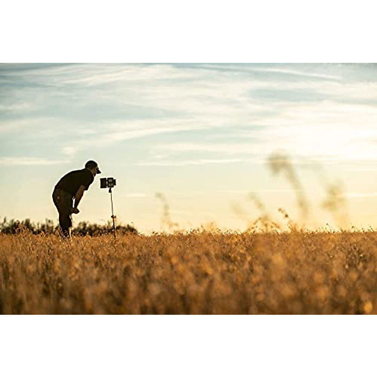 Spartan GoLive Solar Kit Bundle Deal with Mr.Towels Edgeless Microfiber Towel (GoLive Flexible Shared Data GL-MLTEb)