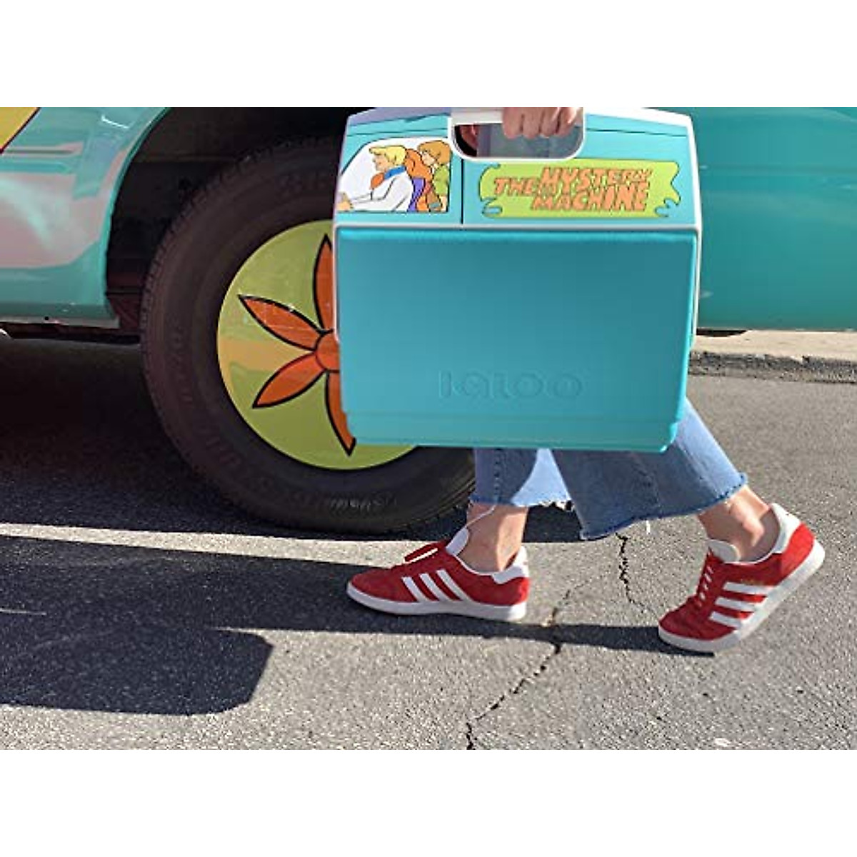 Igloo 16 Quart Limited Edition Scooby Doo Mystery Machine Portable Lunchbox Playmate Elite Cooler Ice Box, Large (48858)