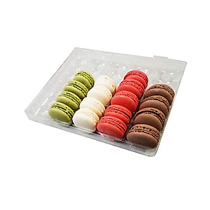 Pastry Chef's Boutique Clear Macaron Cookie Storage and Display Tray - Holds 35 Macarons - Made in France - Pack of 30 Trays