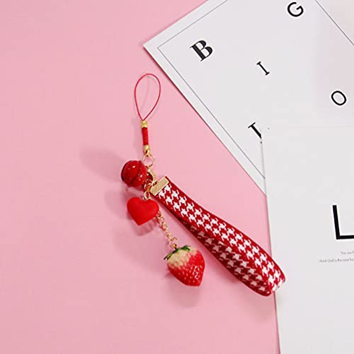 PRETYZOOM Strawberry Design Key Ring Bag Pendant Key Holder Hanging Ornament