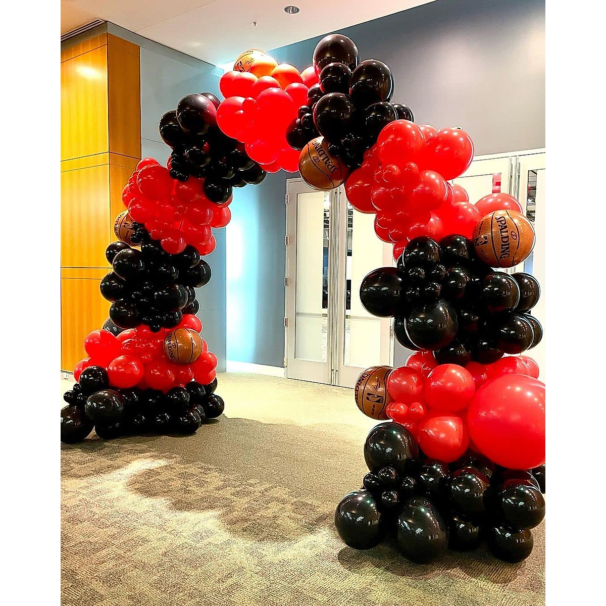 Bezente Red Black Balloons Garland Kit,100Pcs Black Red Balloons and Red Black Confetti Balloons Arch for Wedding Birthday Graduation BBQ Casino Party Prom Party Arch Decoration