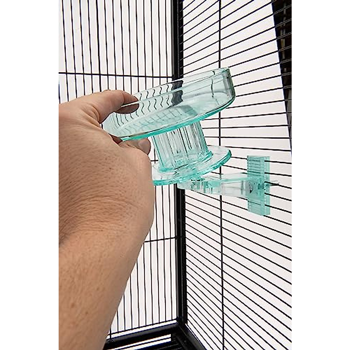 Lixit Quick Lock Bird Cage Bath for Lovebirds, Canaries, Finches, Parakeets, and Cockatiels and Other Small to Medium Feathered Friends (Pack of 2)