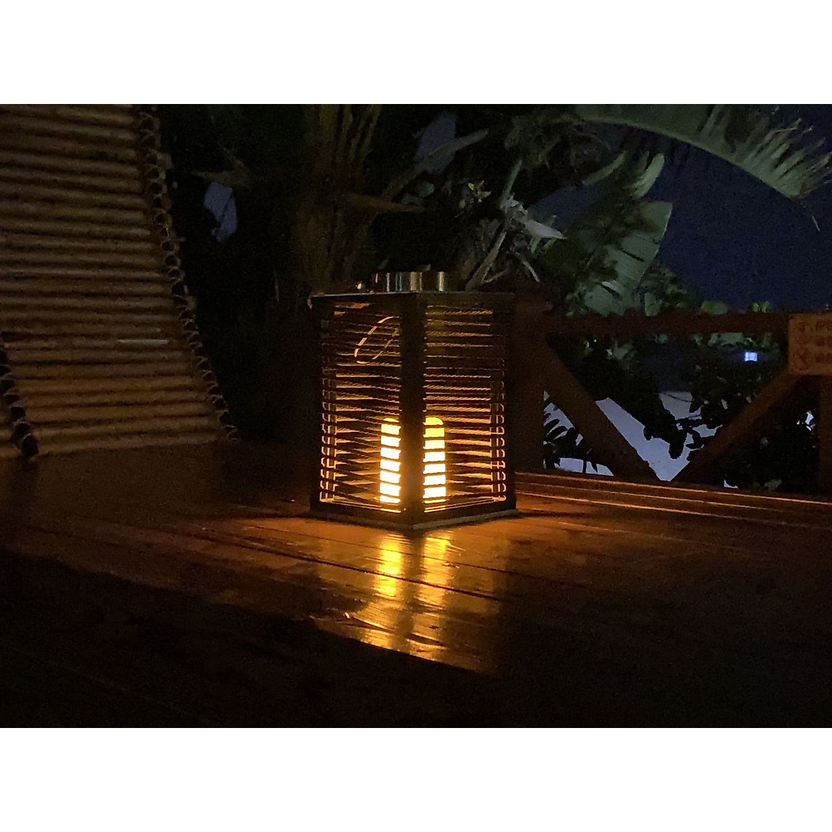 Solar Lanterns Solar Table Lamp Outdoor Rattan Lantern with Flickering Candle & Handle, for Garden Wedding Home, 1 Pack