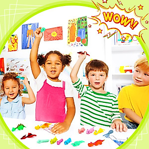 40 Pcs Finger Slingshot Animal Toys Animal Slingshots Catapult Toys Slingshot Chicken Slingshot Dinosaur Finger Toys Funny Flicking Chicken Toy Flying Turkey Flingers for Flying Games and Party Favors