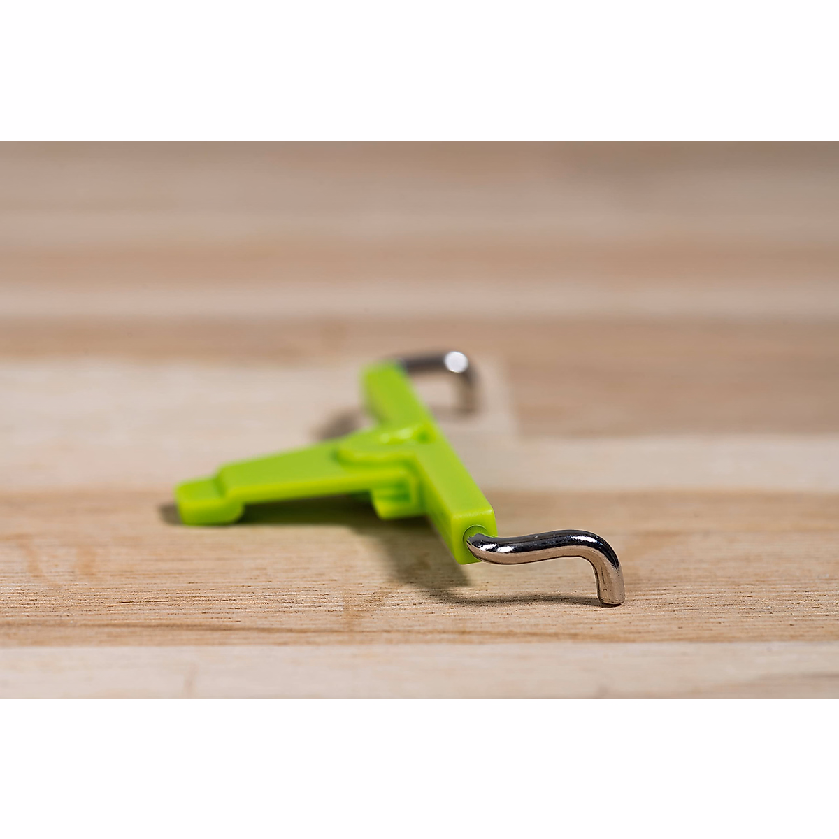 GATORTAPE Curtain Claw for Precision Curtain Drop Measurements