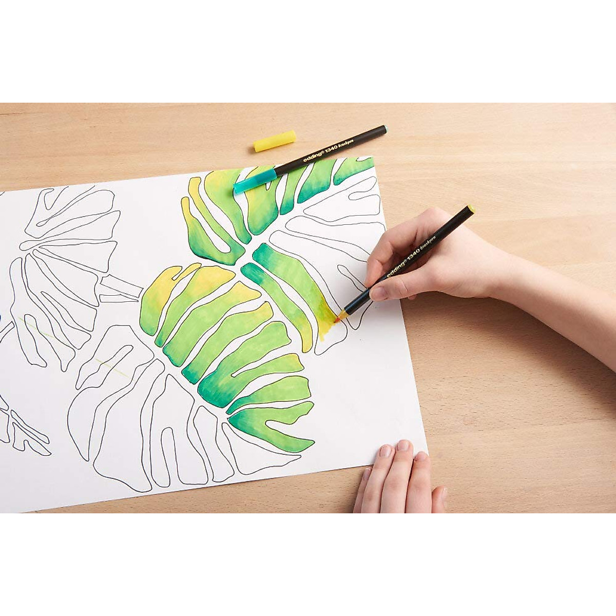 edding 1340 brush pen - set of 10 - colorful, bright, delicate colors - flexible brush nib - felt-nib pen for painting, writing and drawing - bullet journals, hand lettering, mandalas, calligraphy