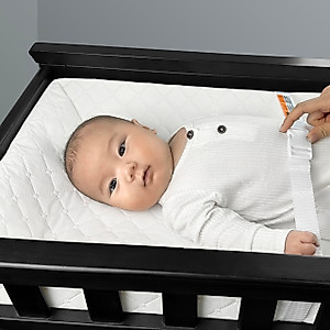 Summer by Ingenuity 4-Sided Changing Pad – Durable Quilted Changing Pad Made with Waterproof Material, Includes Infant Safety Belt with Quick-Release Buckle