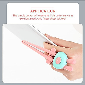 YARNOW 4pcs Auxiliary Chopsticks Dish Drying Rack Cellphone Phones Gamers Chopsticks Controllers Nippers Tool Food Clips Mobiles Chopsticks Gift Potato Plastic Cartoon