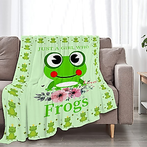 Frog Blanket for Girls Women Super Soft Cozy Frog Animal Stuff Decor Fleece Throw Blanket Plush Warm Fleece Just a Girl Who Loves Frogs Flannel Gifts Blankets for Kids Adults 50"x40"