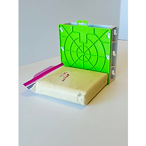 FreezeStax 1-Quart Expandable Starter Set. (3-4 Cup Set Capacity). Includes 1 individual 1-Qt Expander for 1-Qt (3-4 Cup) Freezer Bags. Add Optional, FreezeStax 1-Qt Expanders (listed separately).