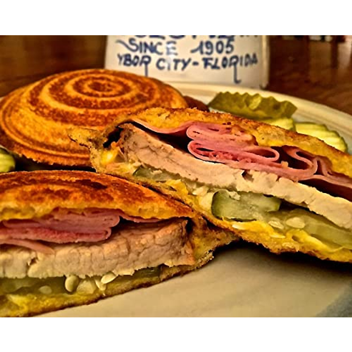 Toas-Tite Sandwich Grill - Handheld Pie Iron, Sandwich Maker, Hand Toaster, Panini and Sandwich Press for Hand Made Hot Sandwiches and Pies - Perfect for Stovetop, Grill and Campfire