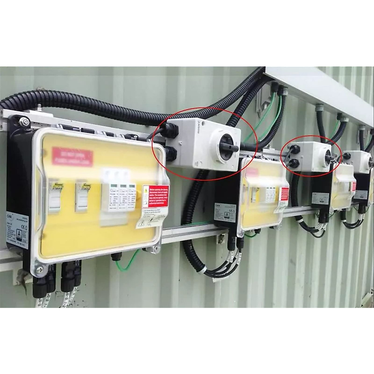 INFRI 1 PCS Solar Electrical Isolator Switch 1000V DC Isolator Switch with 2 Pairs Solar Connectors for Solar Power System