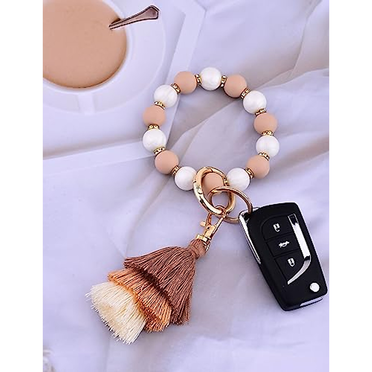 Donouzair Cute Keychain Wristlet,Silicone Beaded Key Ring Bracelet Keychain Car Holder Key Chains for Women with Gift Box(Oatmeal)