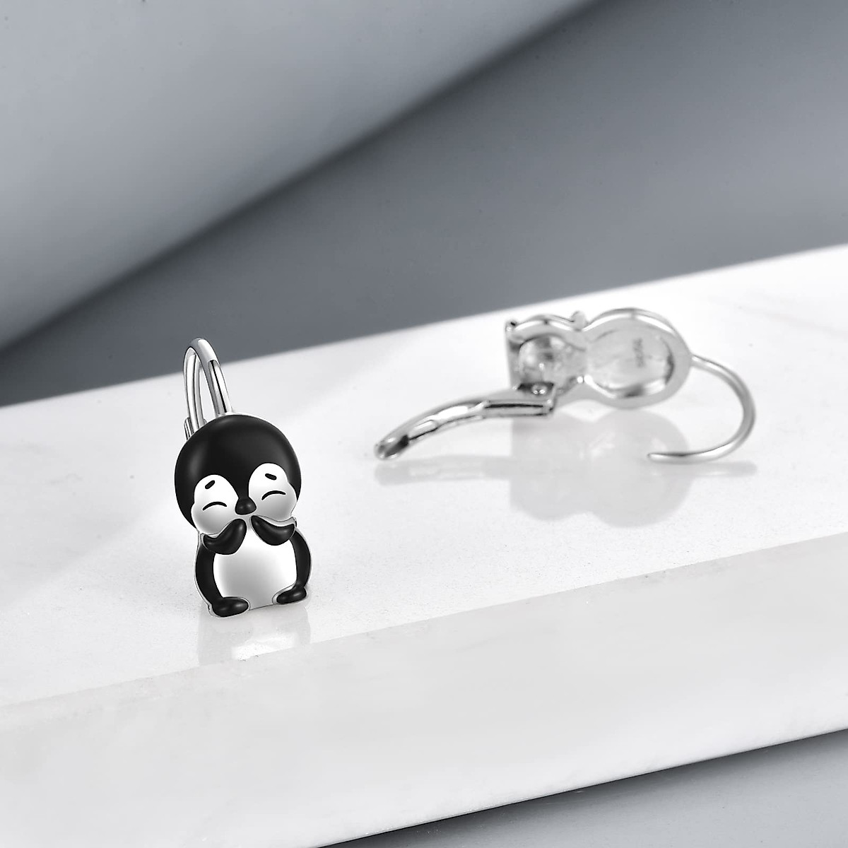 YAFEINI Penguin Gifts for Women Girls Sterling Silver Penguin Earrings Cute Penguin Jewelry for Penguin Lovers
