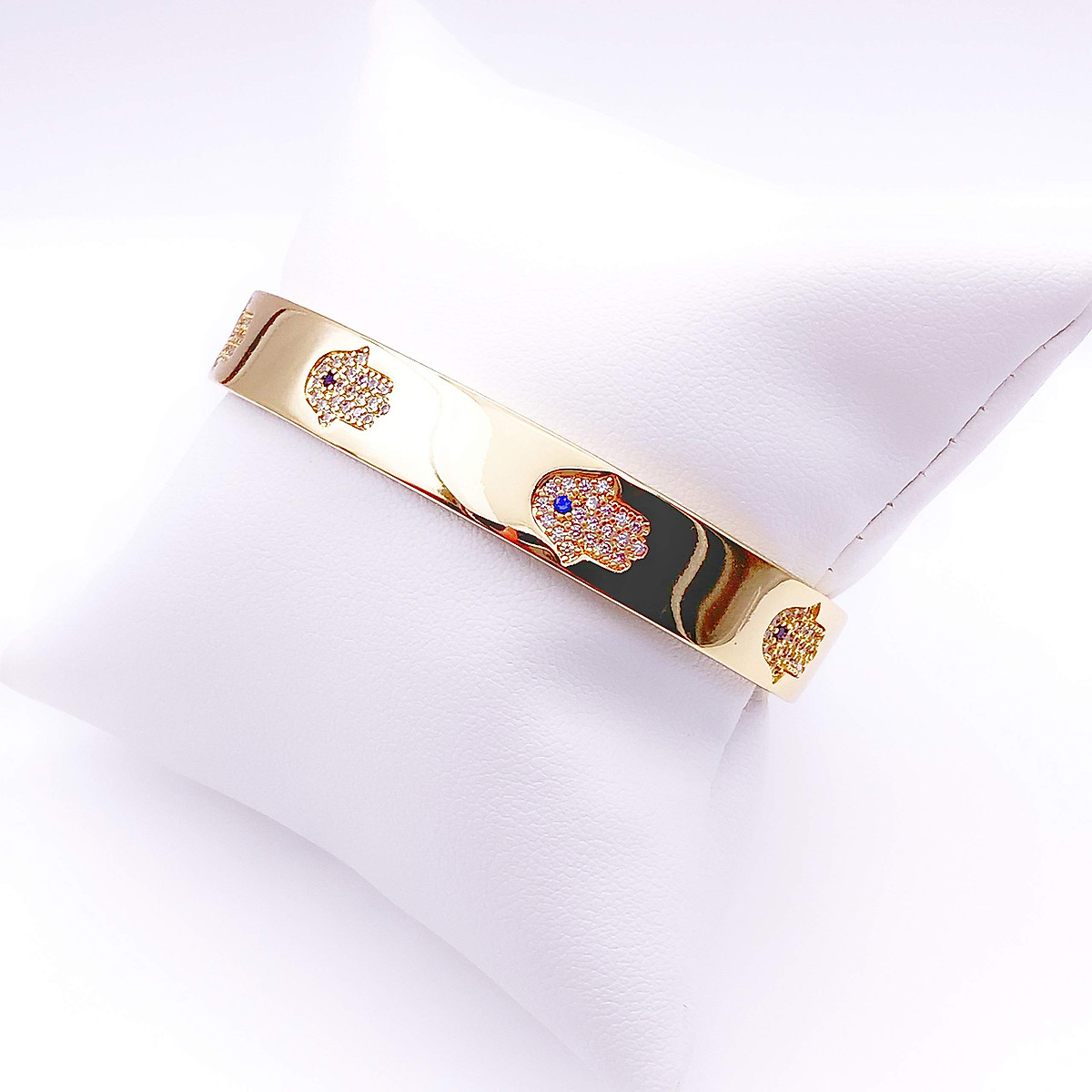 LESLIE BOULES 18K Gold Plated Hamsa Hand Cuff Bracelet for Women Fashion Jewelry