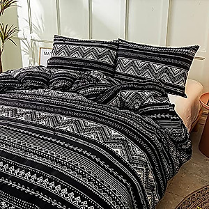 Lightweight Hotel Luxury Duvet Cover 3 Piece Set - Boho Black with White Geometry Ultra Soft Premium Microfiber Breathable Comforter Cover with Zipper Closure, Corner Ties King (104x90 inches)