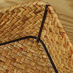 JIBIACB Hand Woven Baskets for Organizing,Storage Basket,Rattan-Style Storage Trunk,Rectangular Handwoven Seagrass Storage Basket with Lid (23x13x8cm)