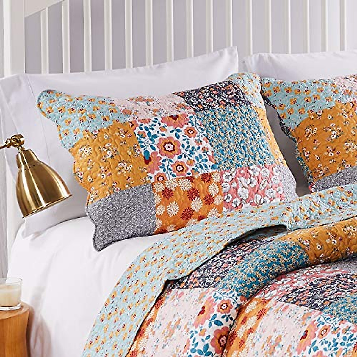 Greenland Home Carlie Modern Floral Reversible Quilt Set, 3-Piece King, Calico Patches