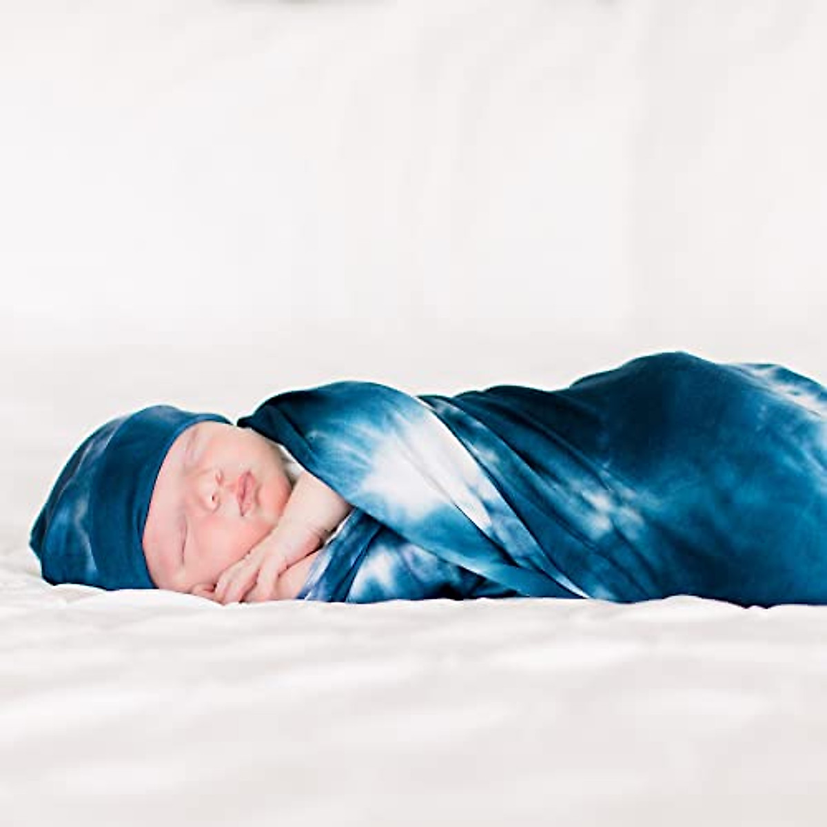 Bazzle Baby Swaddle Blanket and Hat Set, 36 x 36 inch Premium Materials Comfortable for Newborns (Navy Tie-Dye)
