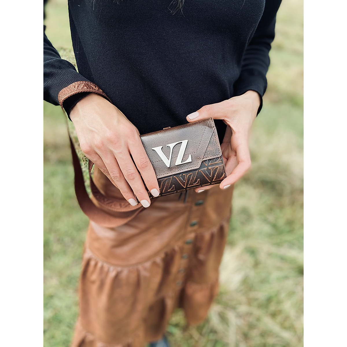 VELEZ Small Wallet for Women - Tan Full Grain Leather Wallet - Trifold RFID Blocking Wallet - Slim Wallet with Coin Purse