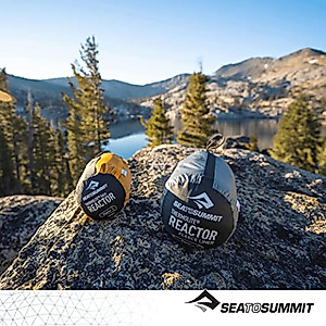 Sea to Summit Reactor Insulated Sleeping Bag Liner, Regular (83 x 35)