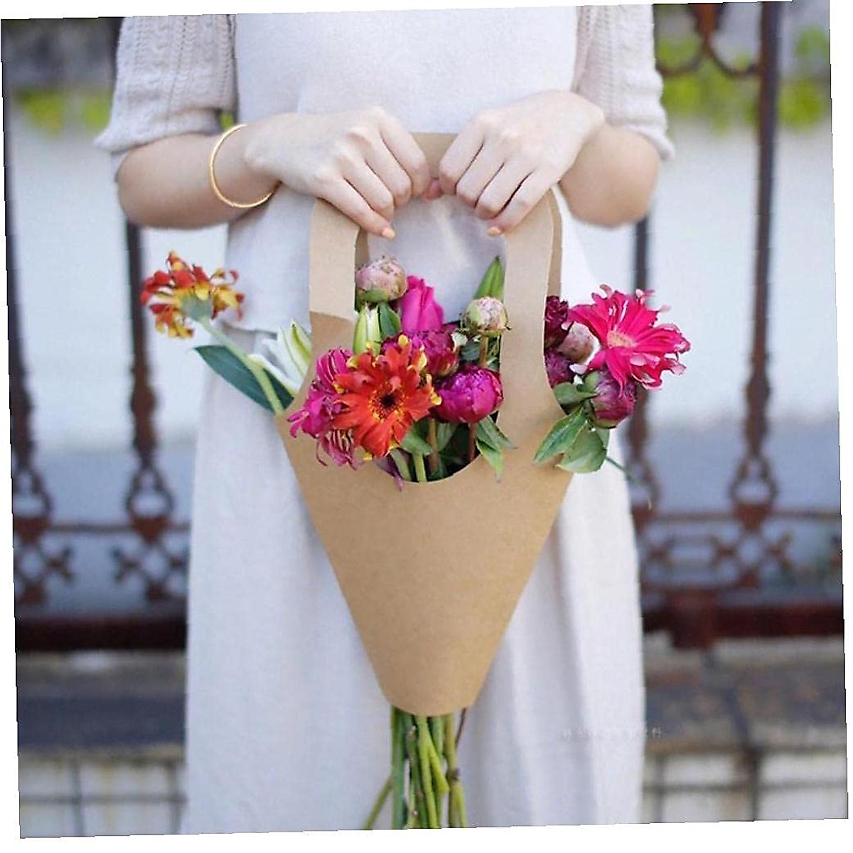 Pinicecore 5pcs Handle Kraft Paper Flower Bags Flowers Wrapping Gift Flower Packaging Home Decoration