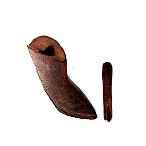 Pepper Mill Wood, Pepper Crusher. Figure Ironwood Handmade for Crush Chiltepin Chili Tepin, Spices or Peppers. Kitchen and Utensil Decor (Boot figure)