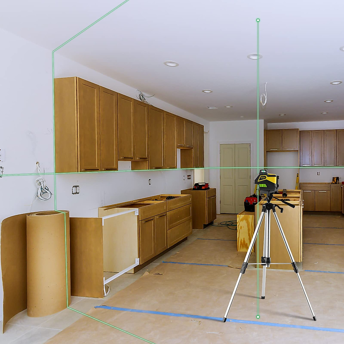 Firecore Green Laser Level Self Leveling 360 Degree Horizontal Cross Line Laser Level with Plumb Dots Laser Tool and Adjustable Brightness Technology - Magnetic Bracket Included (F191-XG-2P)