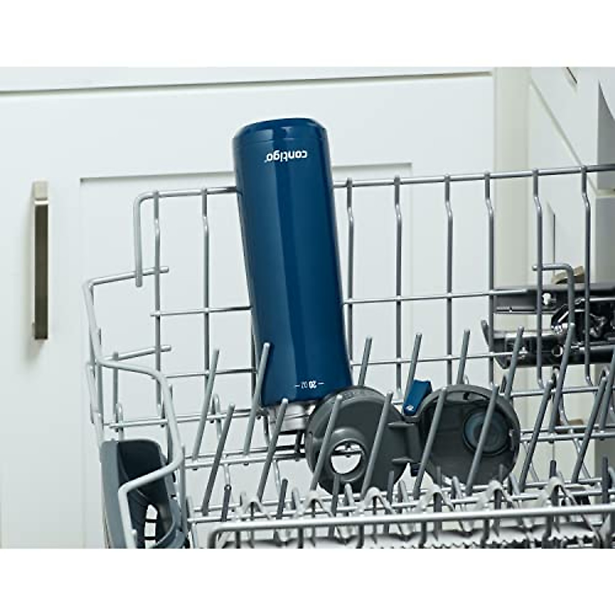 Contigo Jackson Chill 2.0 Vacuum-Insulated Stainless Steel Water Bottle, Secure Lid Technology for Leak-Proof Travel, Keeps Drinks Cold for 12 Hours, 20oz Blueberry