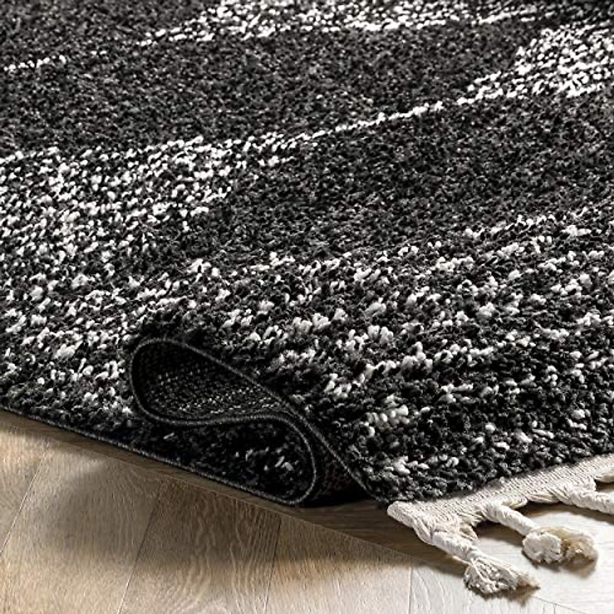 nuLOOM Sadie Moroccan Diamond Tassel Shag Area Rug, 3' x 5', Black